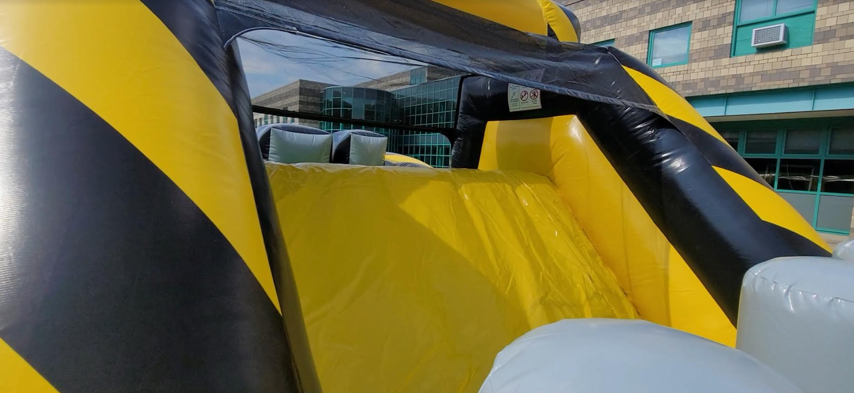 40 FT Venom Obstacle Course - Bounce House Rentals CT / Bounce Zone ...