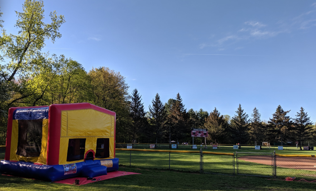 Module Bounce House - Bounce House Rentals CT / Bounce Zone Inflatable ...